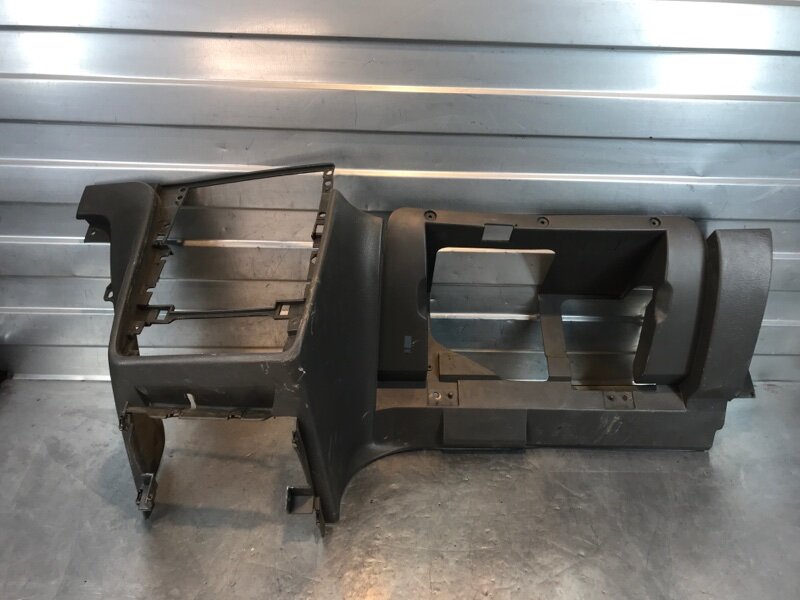 Накладка торпедо правая Kia Spectra SD S6D 0K2N16426096