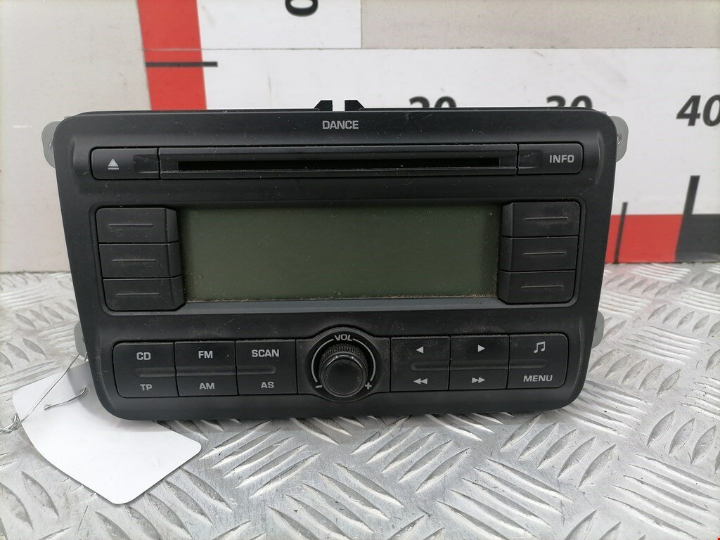 Магнитола Skoda Roomster (5J) 5J0035161 арт. 1390437