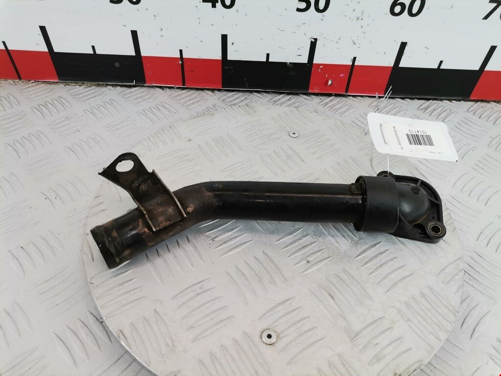 Фланец (штуцер системы охлаждения тройник) Renault Scenic 2 8200590563 арт. 1514710