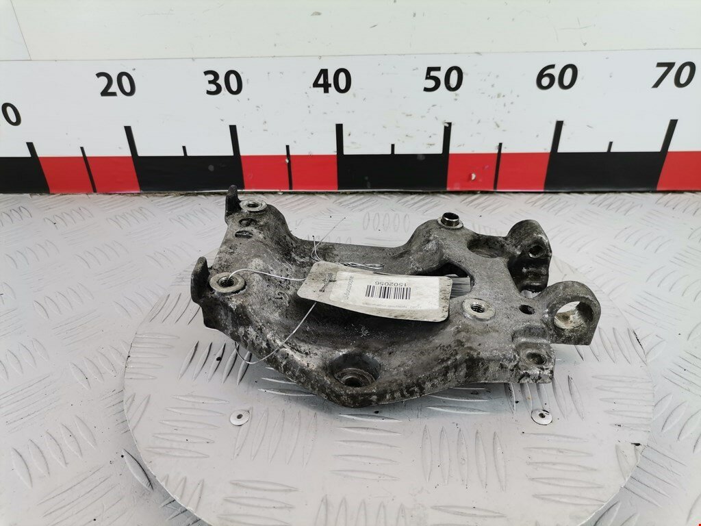 Кронштейн кондиционера Ford Focus 2 1754150 арт. 1502056