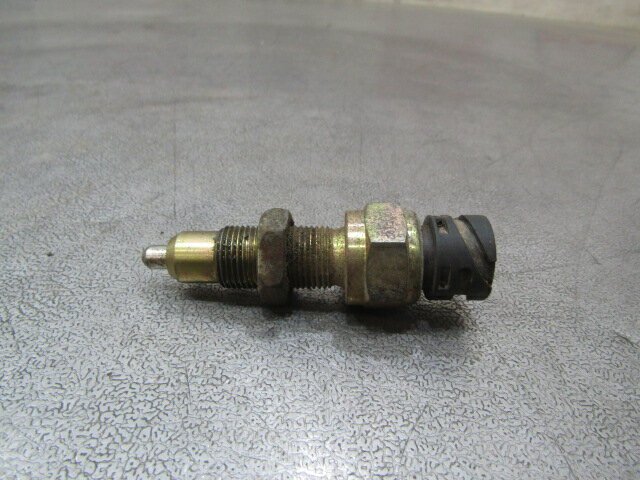 Датчик включения блокировки Volvo FM, FH