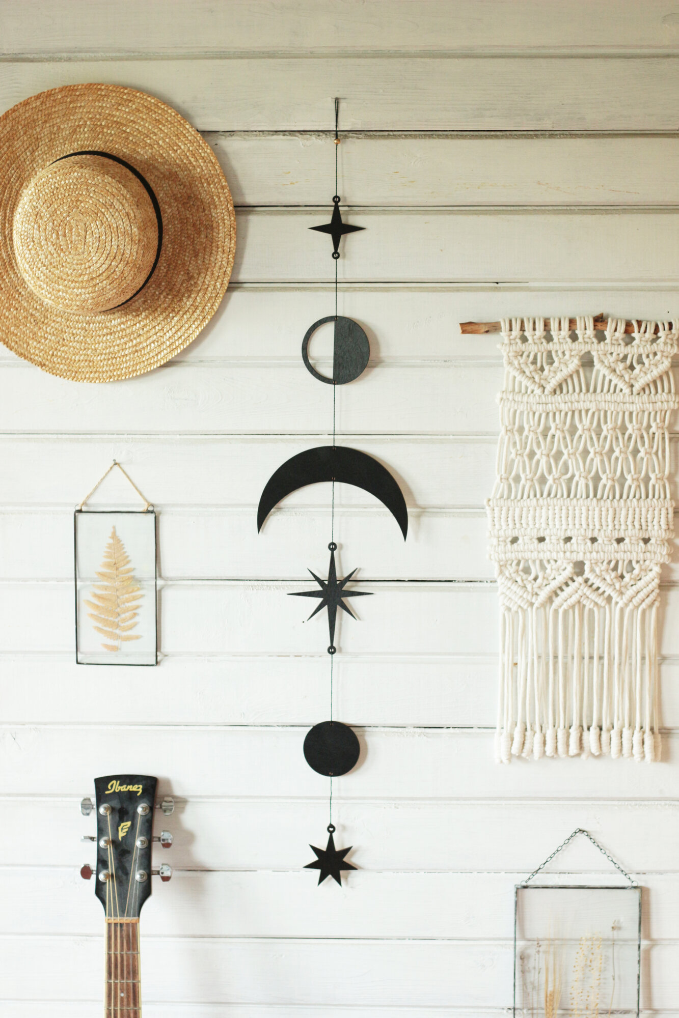 Бохо декор "Фазы луны и звезды' в готическом стиле