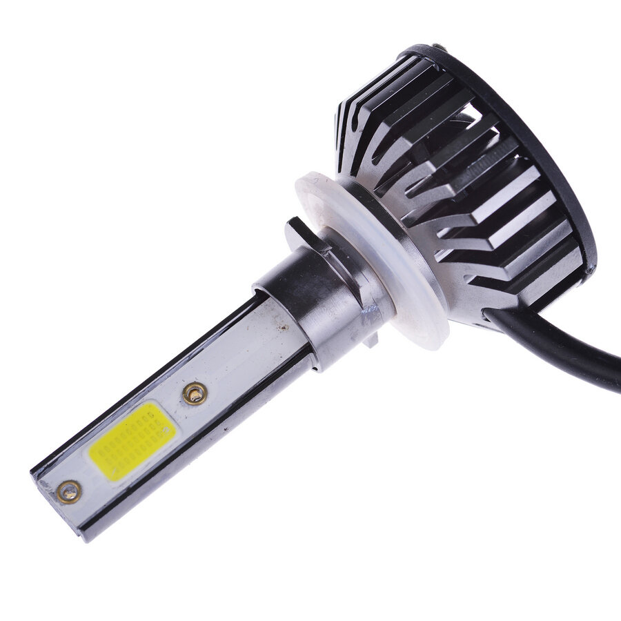 Автомобильная лампа светодиодная F2 Н27 60вт пара 12-24в белый свет