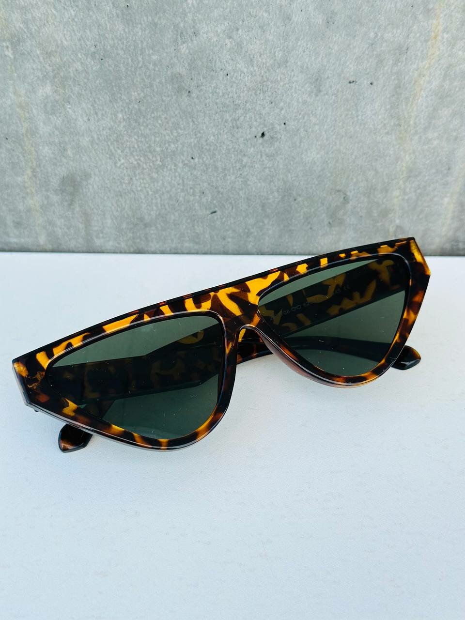 Солнцезащитные очки