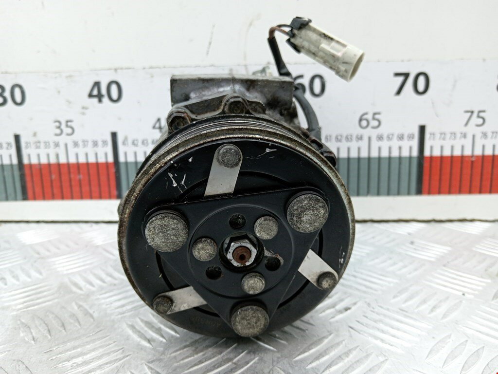 Компрессор кондиционера Opel Corsa C 13197538 арт. 2037597