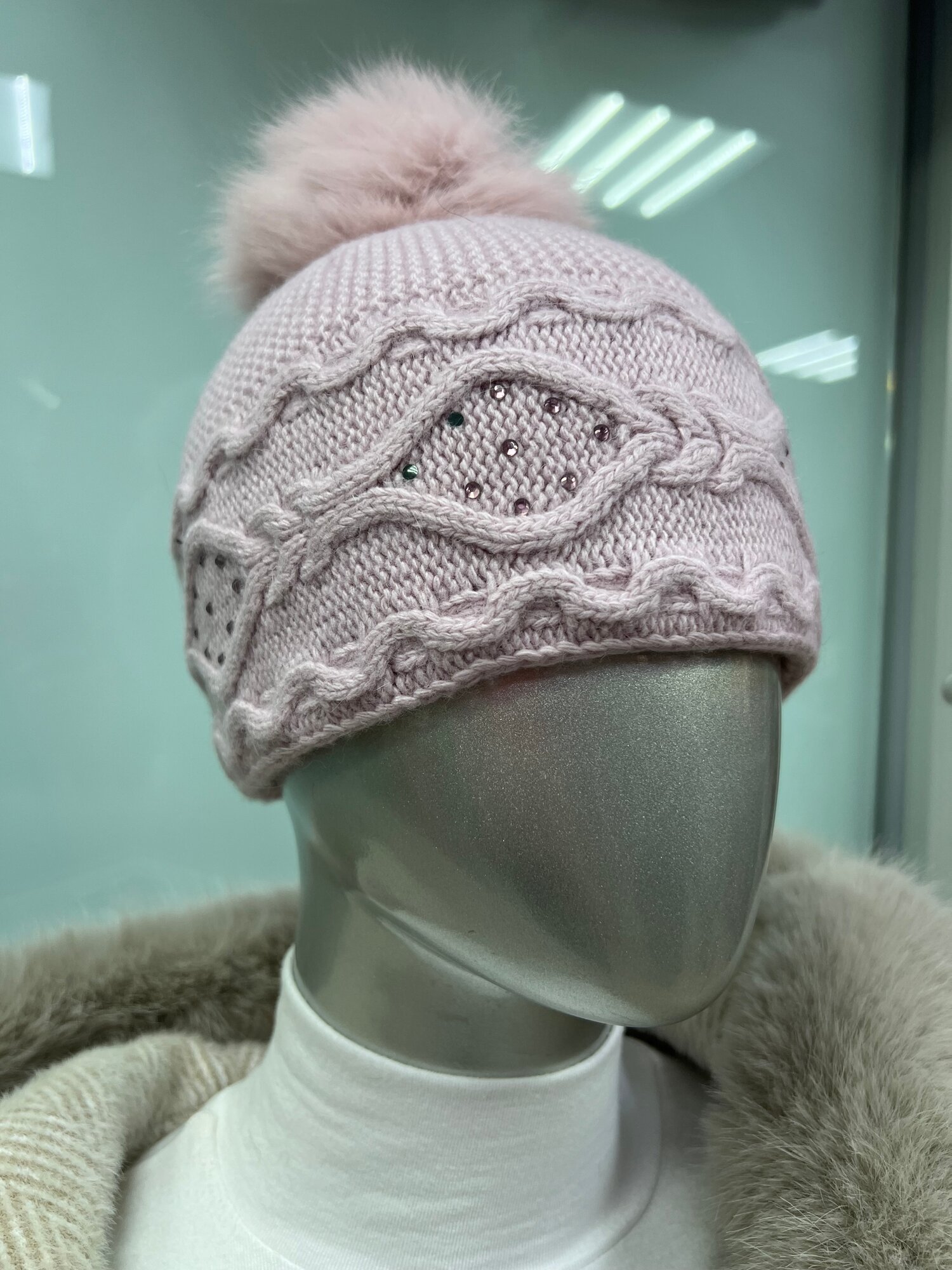 Шапка для женщин