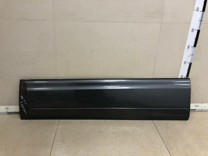 Накладка двери передней правой Kia Sorento BL, JC 2002-2009 кат.номер: 877413E500 877403E500