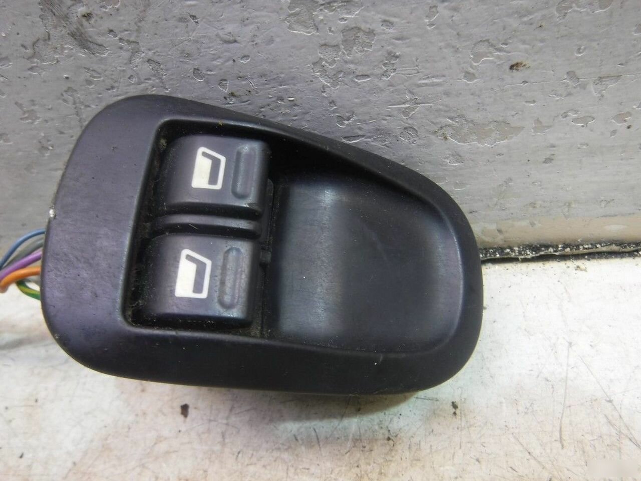 Блок управления стеклоподъемниками Peugeot 206 I (1998—2012) 6552WQ