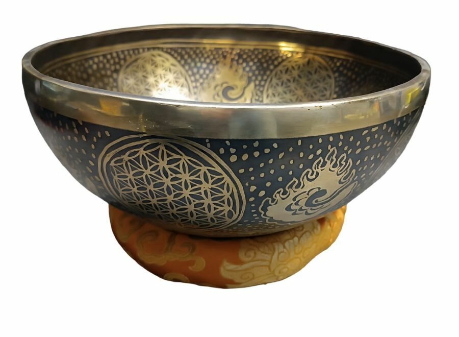 Кованая поющая чаша Flower of life ( 26 см, нота: До, 130 Гц)