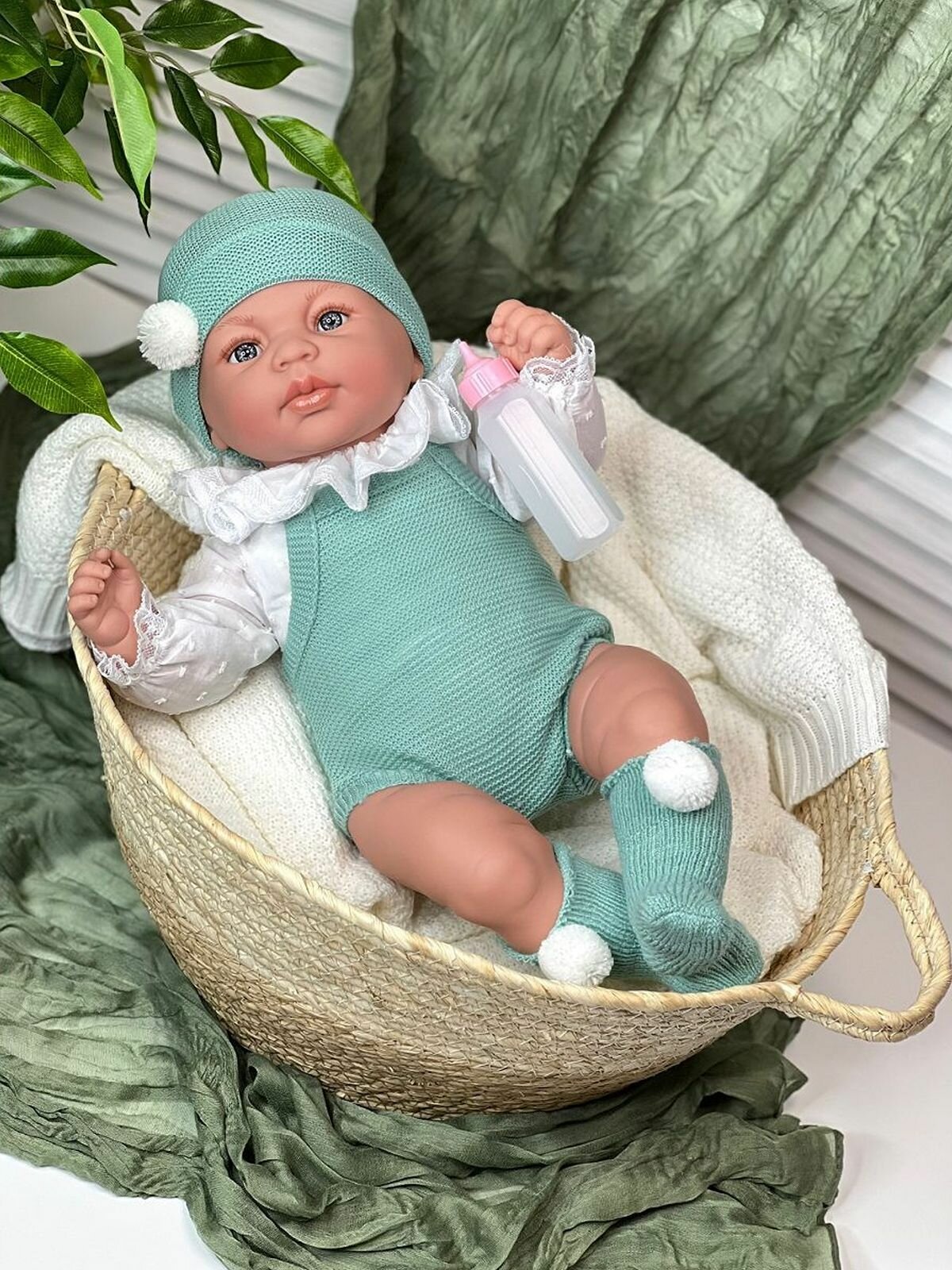 Кукла Manolo Dolls мягконабивная Carabonita 47 см