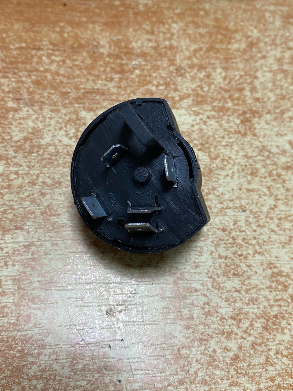 Контактная группа замка зажигания Chery QQ6 [1.3 16V 5MT лифтбэк] S113704015