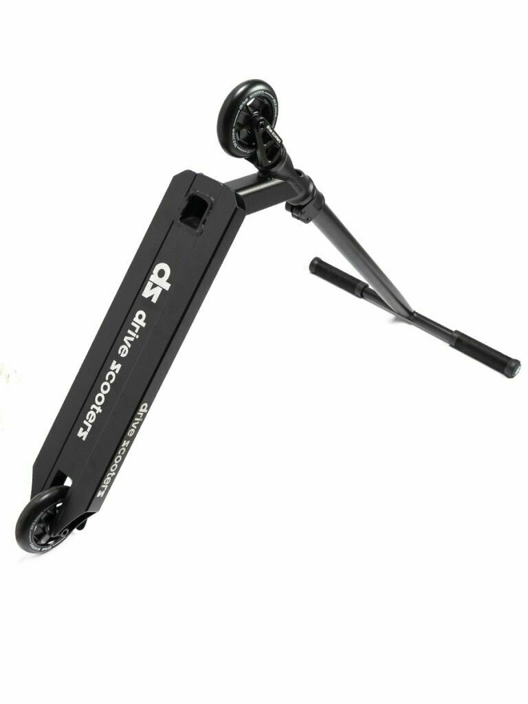 Трюковой самокат Drive Scooters
