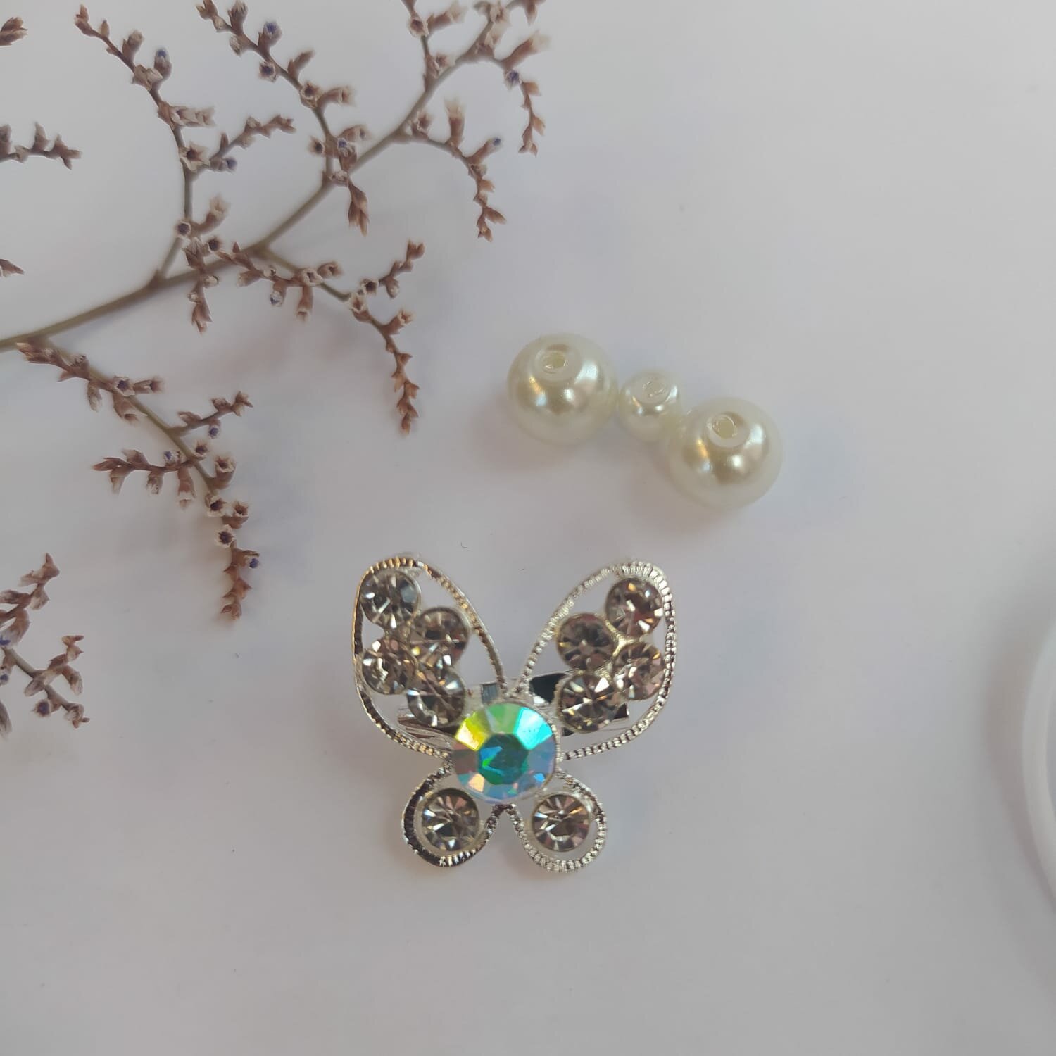 Брошь, стразы