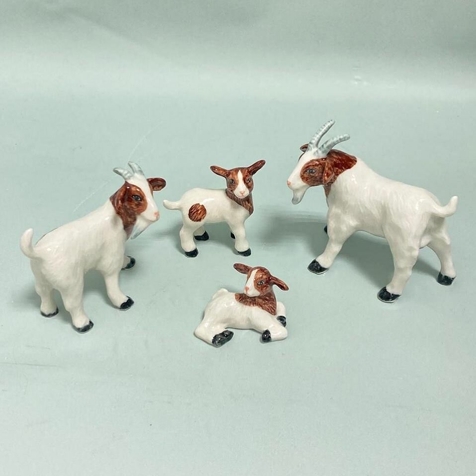 Набор из 4 миниатюрных фарфоровых фигурок Klima Козлиное семейство