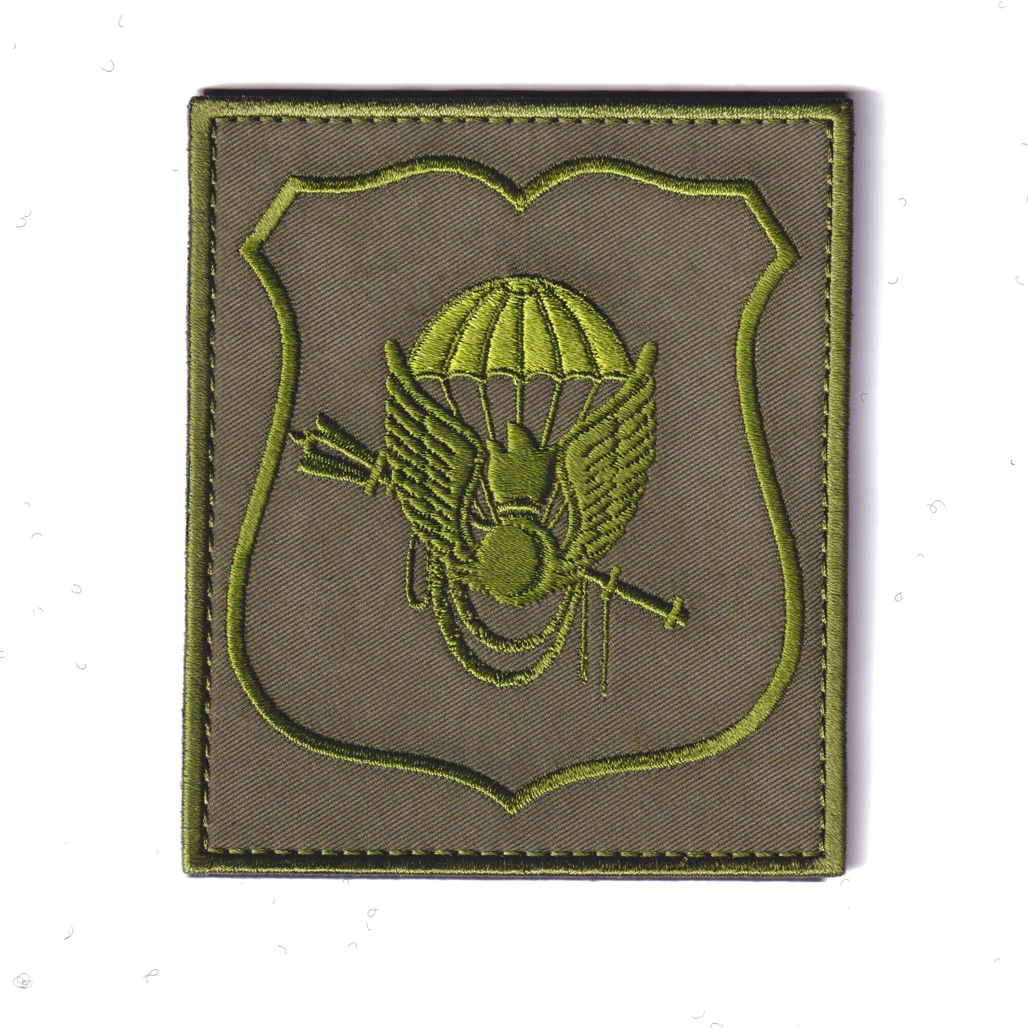Нашивка ( Шеврон ) На Рукав Командования ВДВ РФ Приказ №300 Полевая Оливковая (Оливковый / На липучке)