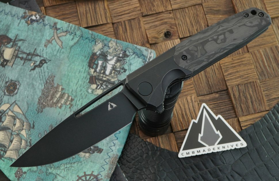 Складной нож CMB Made Knives Darma, сталь Bohler M390, BC, рукоять карбон/титан