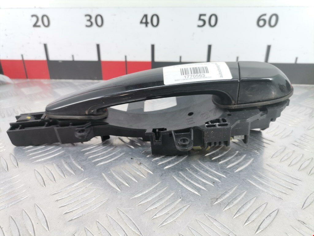 Ручка двери наружная задняя левая BMW 1-Series (E81/E82/E87/E88) 51217200935 арт. 1770563