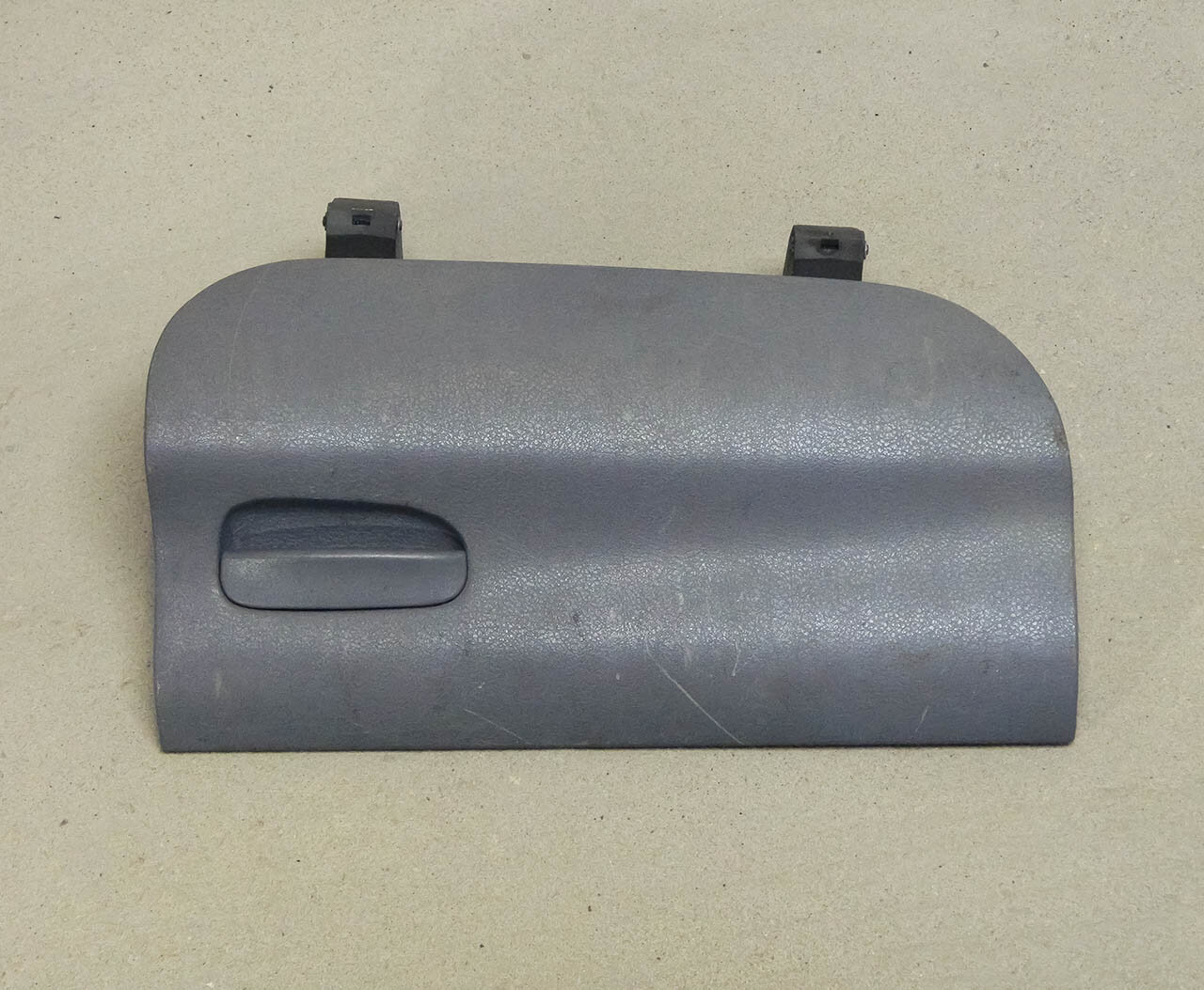 Крышка бардачка Skoda Felicia