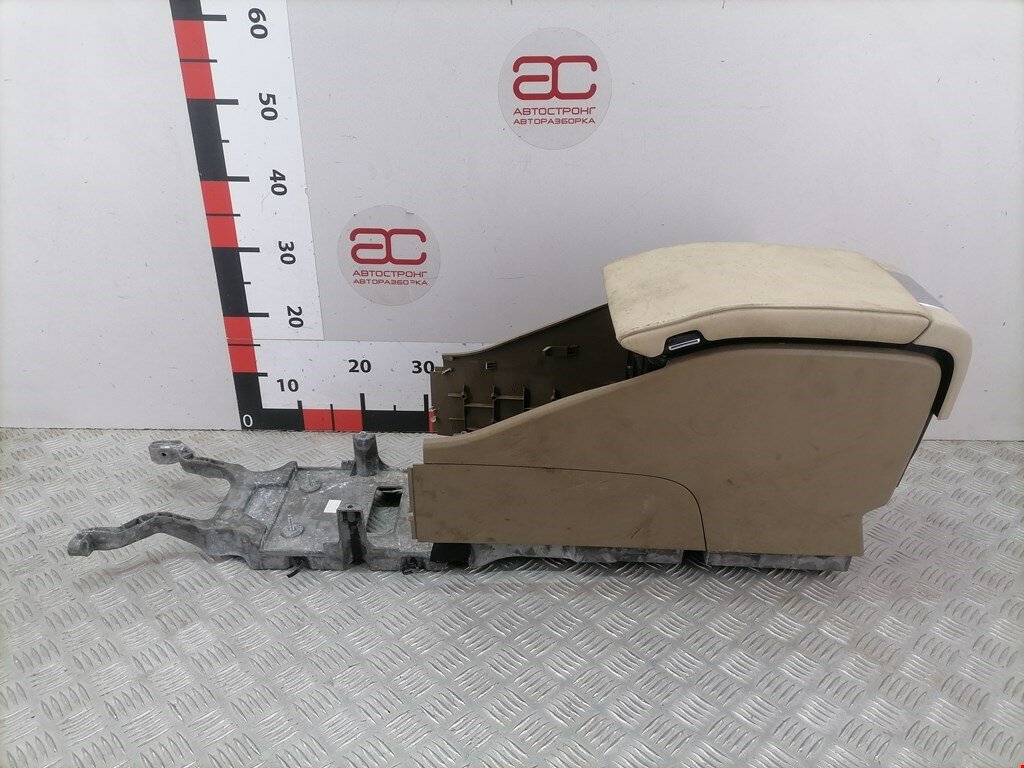 Подлокотник Volvo S80 2 39804759 арт. 1423762