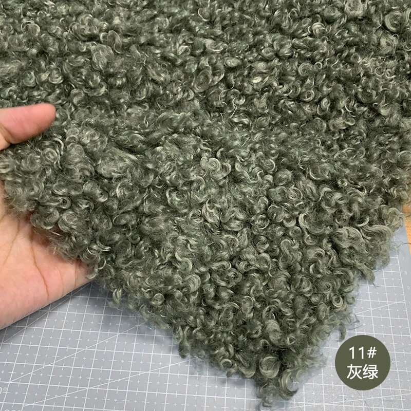 Искусственная шерстяная ткань SEWBATO для кукол 38x43 см 11