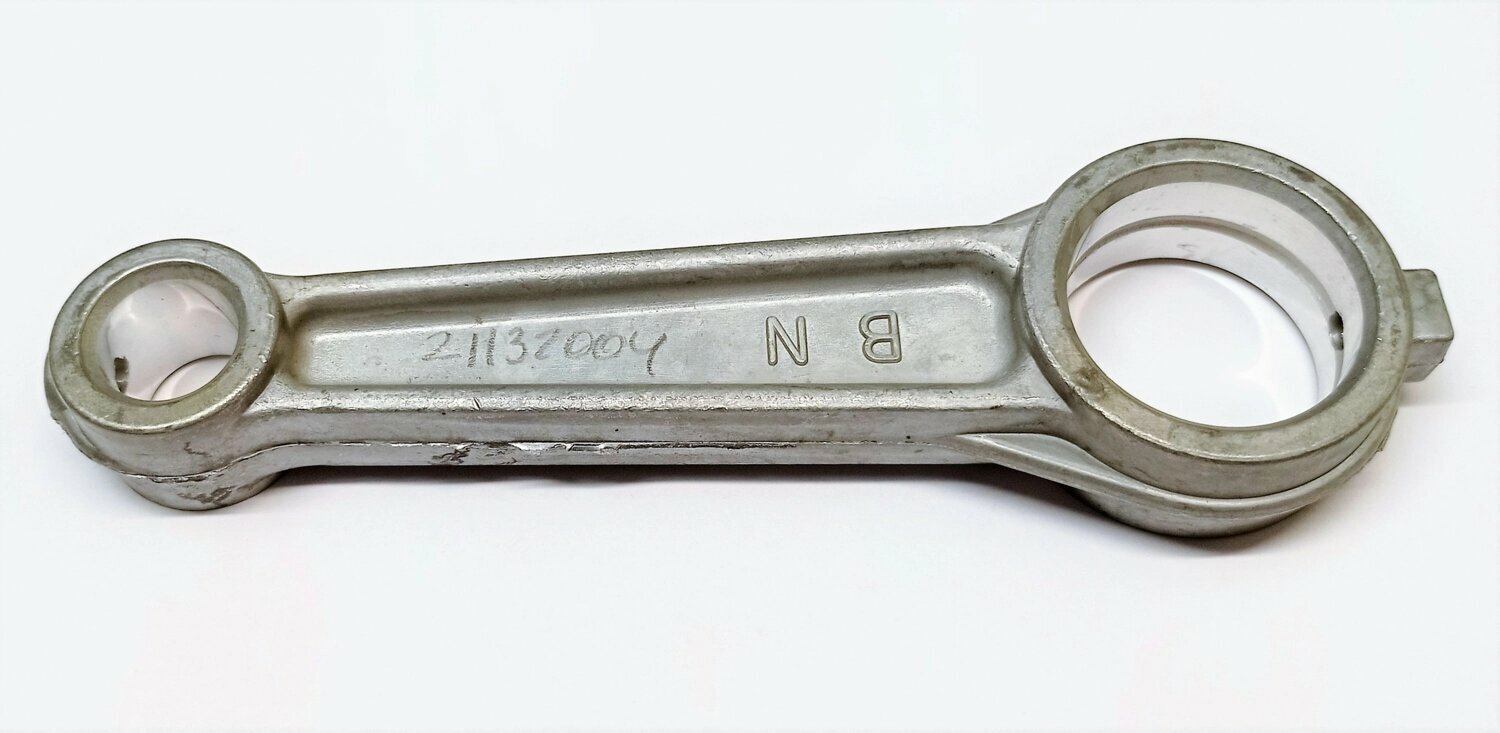 Шатун поршневого компрессора Ремеза LB30 LB40 Шатун поршневого компрессора Ремеза LB30 LB40 без разбрызгивателя