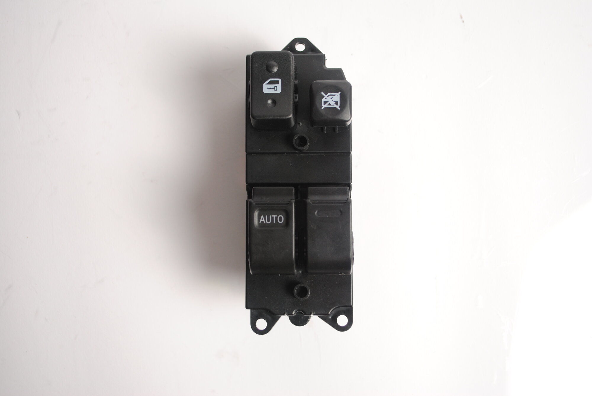 Блок управления стеклоподъемниками 84820-10070 Powertec Toyota