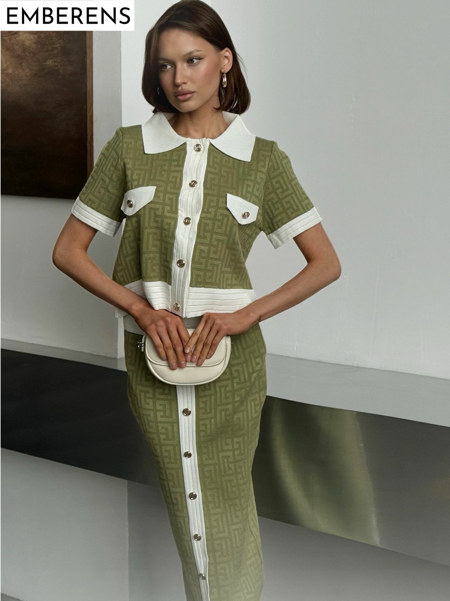 Костюм классический Весна-лето 2025