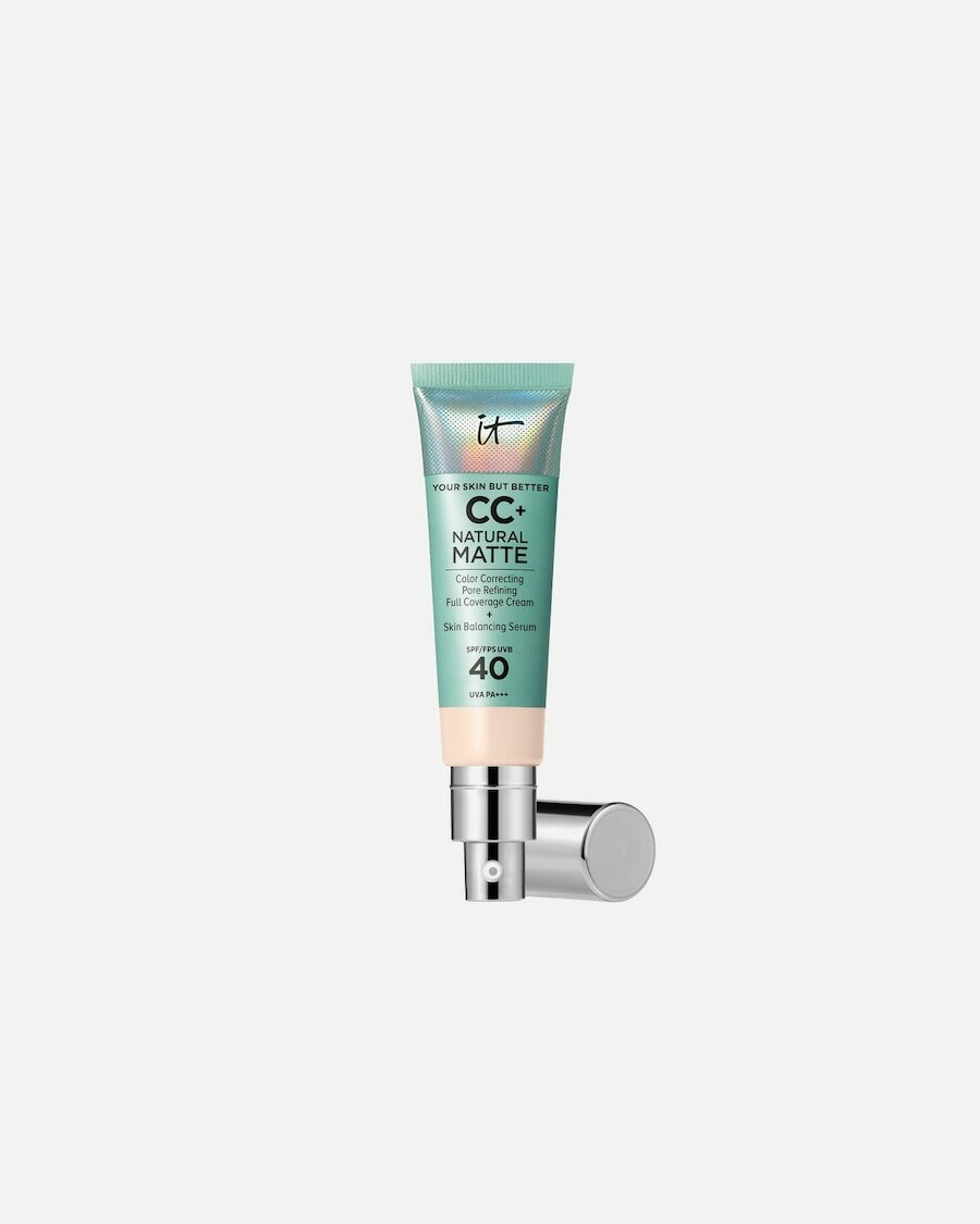 IT Cosmetics СС-крем Your Skin But Better CC+ Natural Matte SPF40 / 32 мл оттенок PORCELAIN