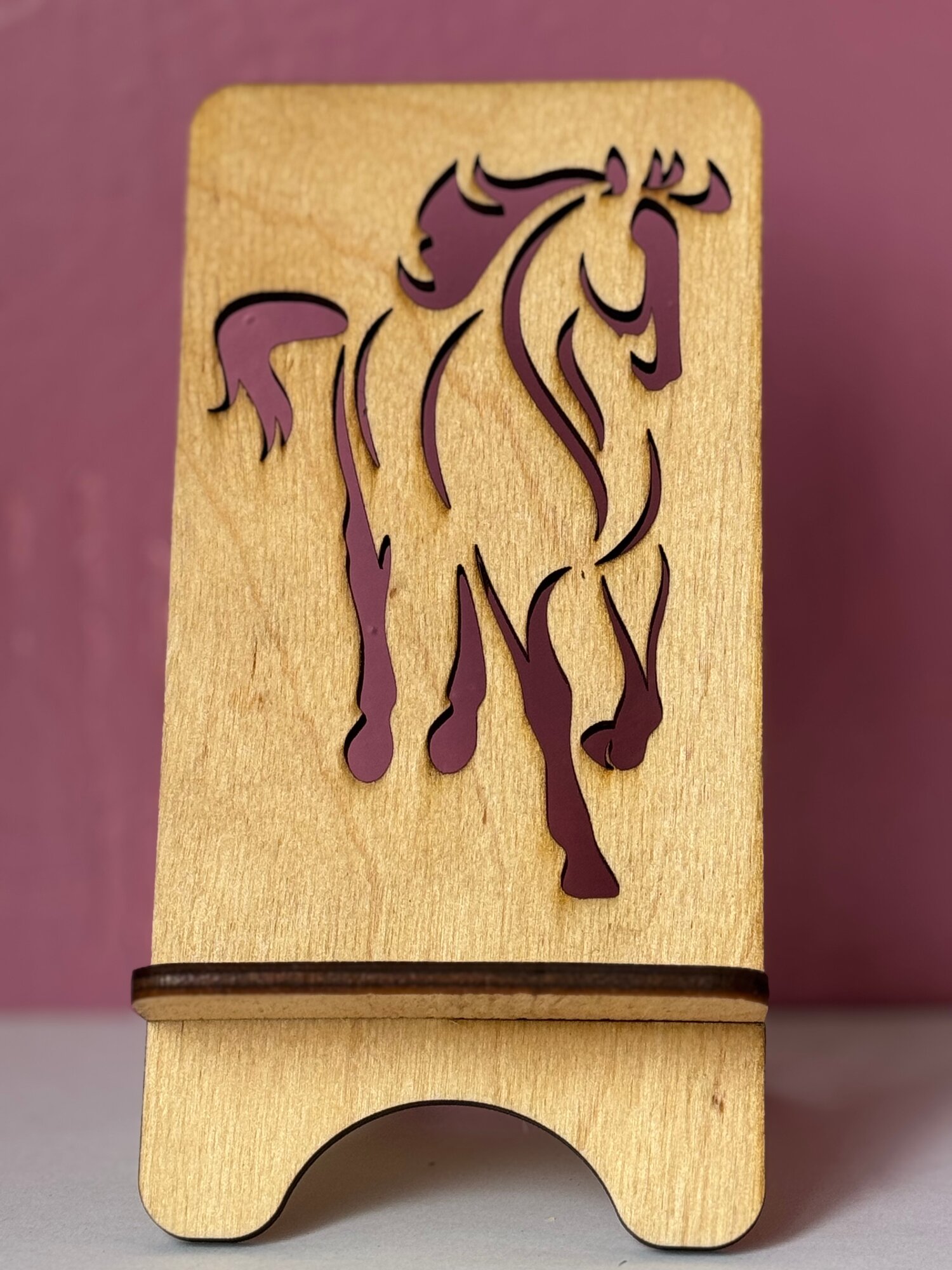 Деревянная экологичная подставка для мобильного телефона Лошадь