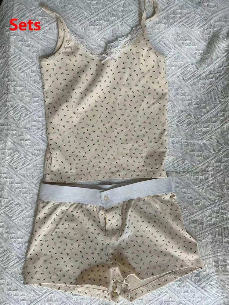 Комплект одежды