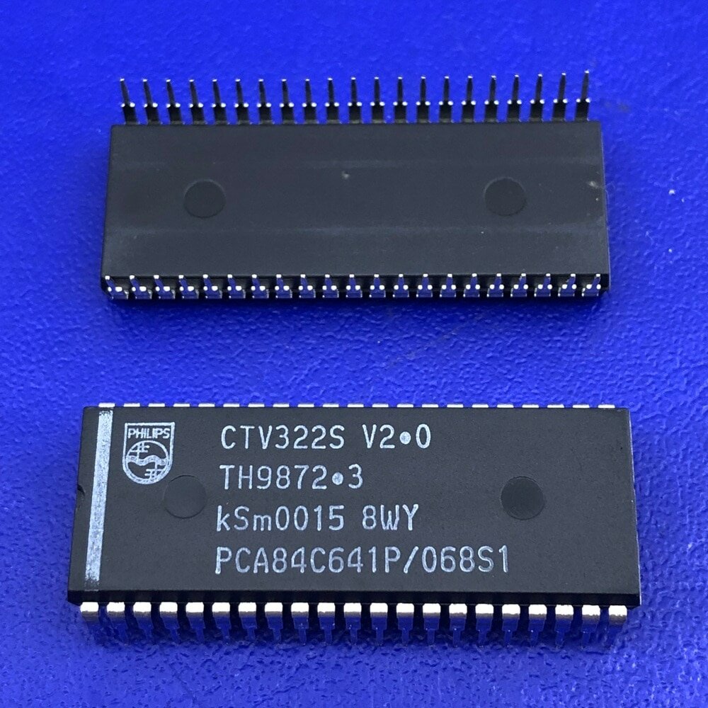 1 штука PCA84C641P/068S1 CTV322S V2.0 TH9872 DIP-42 8-битный Микроконтроллер с Osd и VST