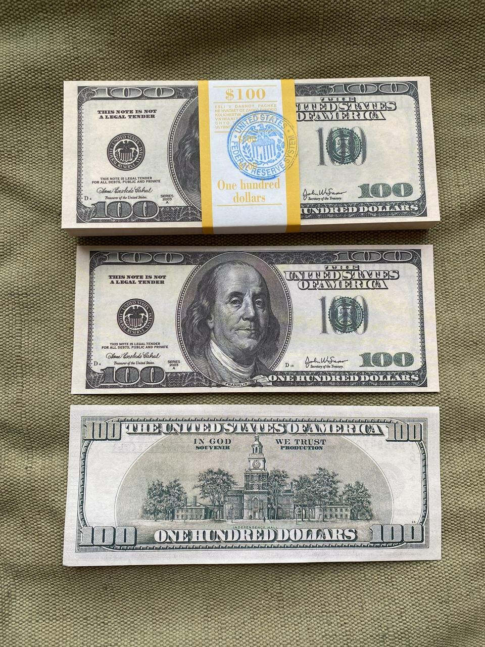 Пачка бутафорских денег 100 долларов США старого образца, 100 купюр (ненастоящие деньги, банк приколов)