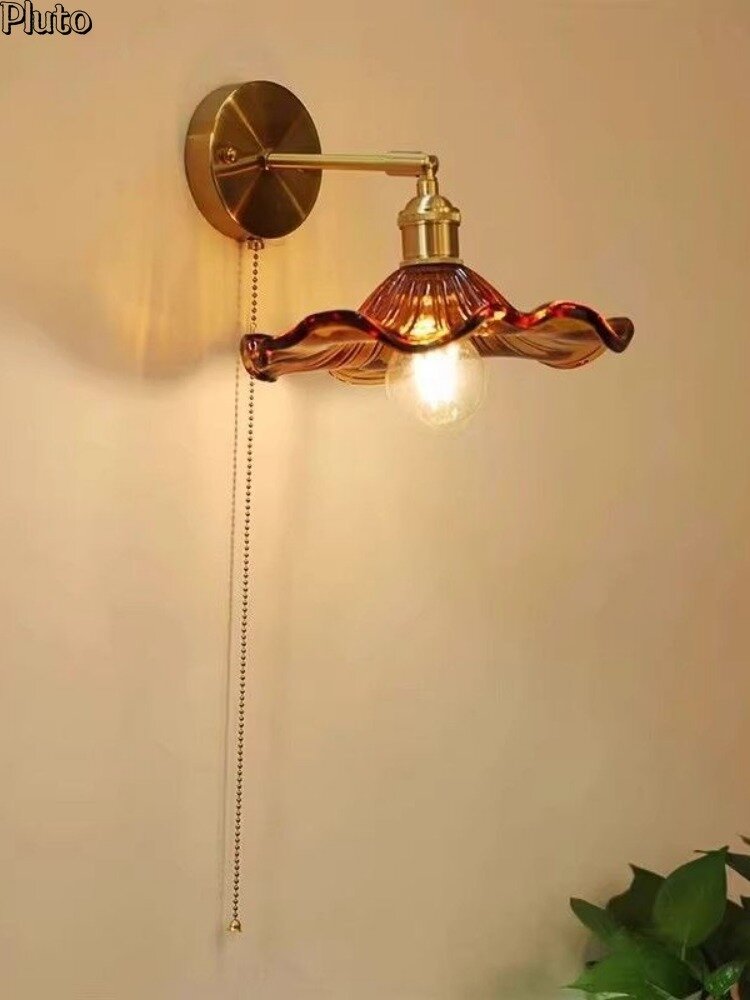 Стеклянный настенный светильник в форме листа лотоса