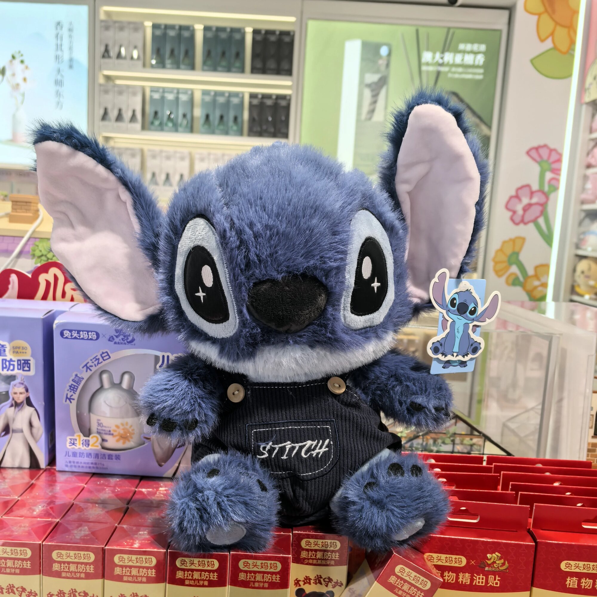 TAERKL Плюшевая игрушка MINISO Disney Stitch (носите черную толстовку) — плюшевая кукла Лило и Стич, идеальный детский подарок на день рождения, 30cm, Светло-голубой, Унисекс