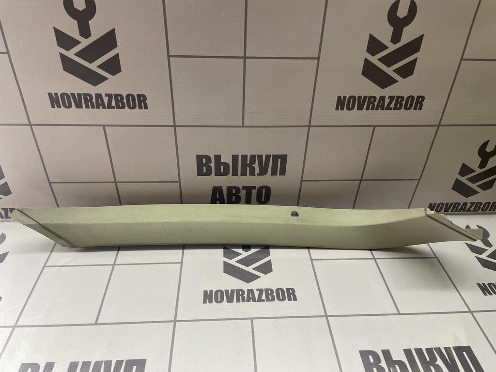 Обшивка двери багажника Ford Focus 2 05-08