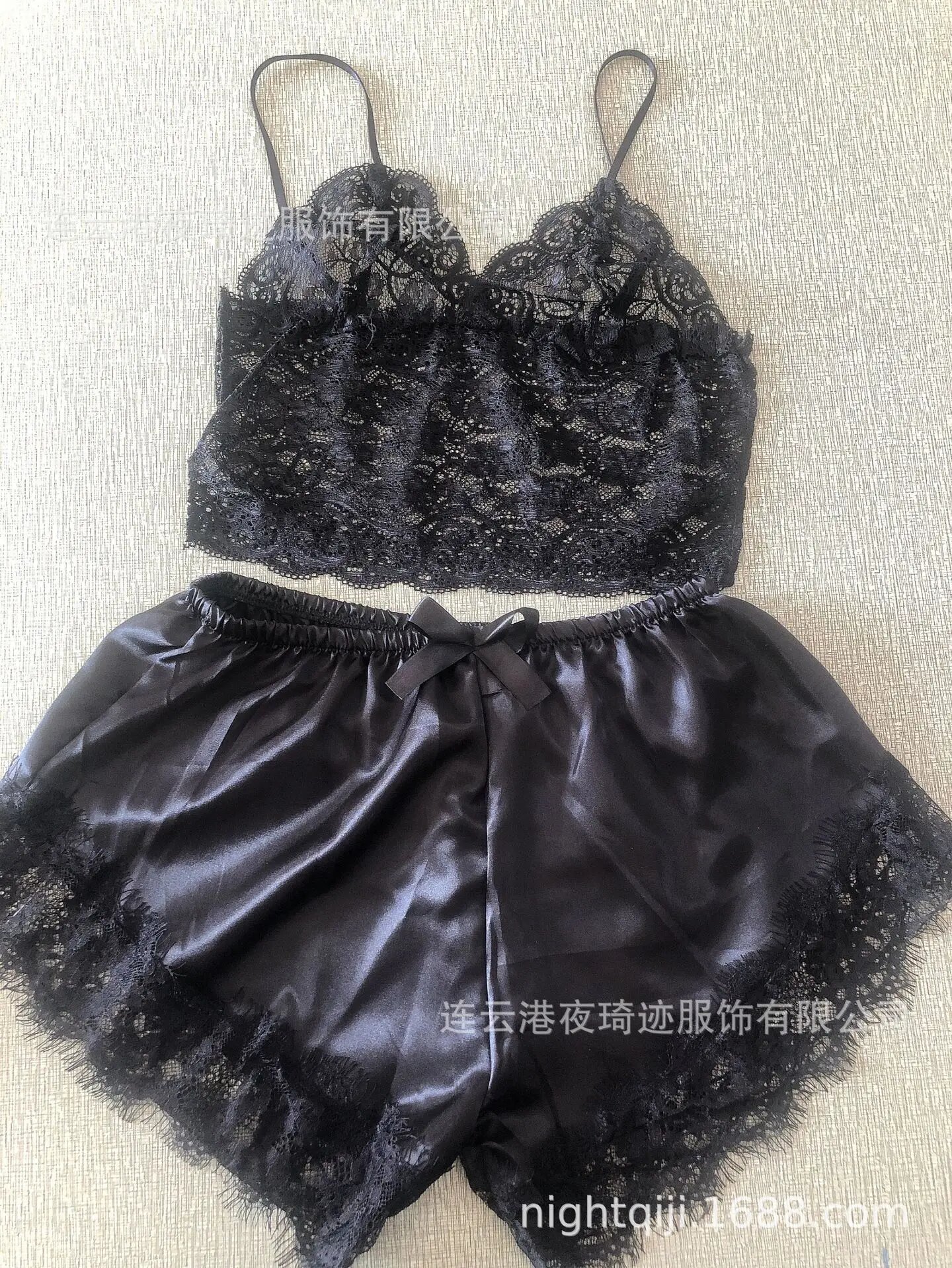 Комплект нижнего белья