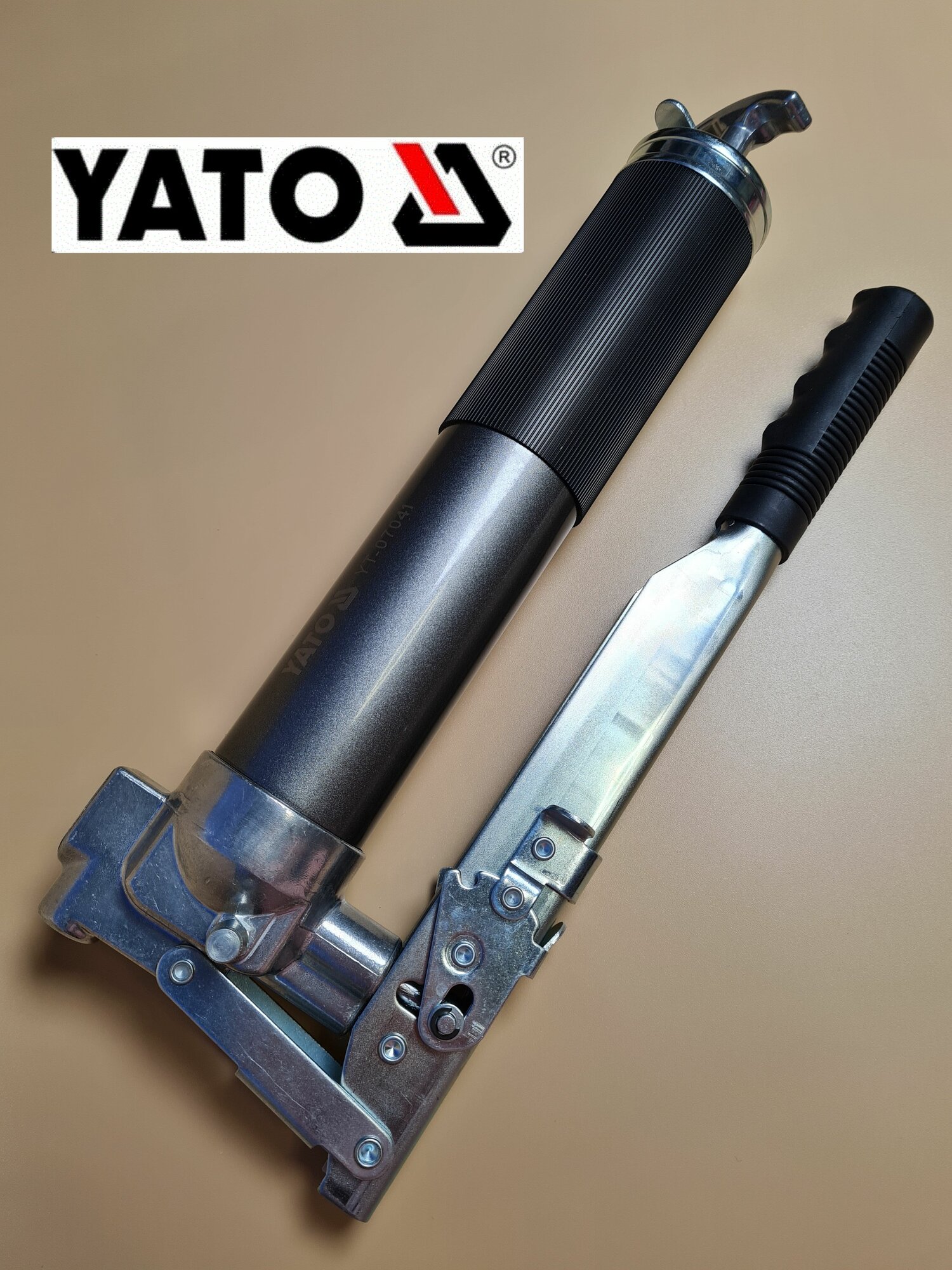 Шприц для масляной смазки 500 мл, до 69 MPa, YATO YT-07041