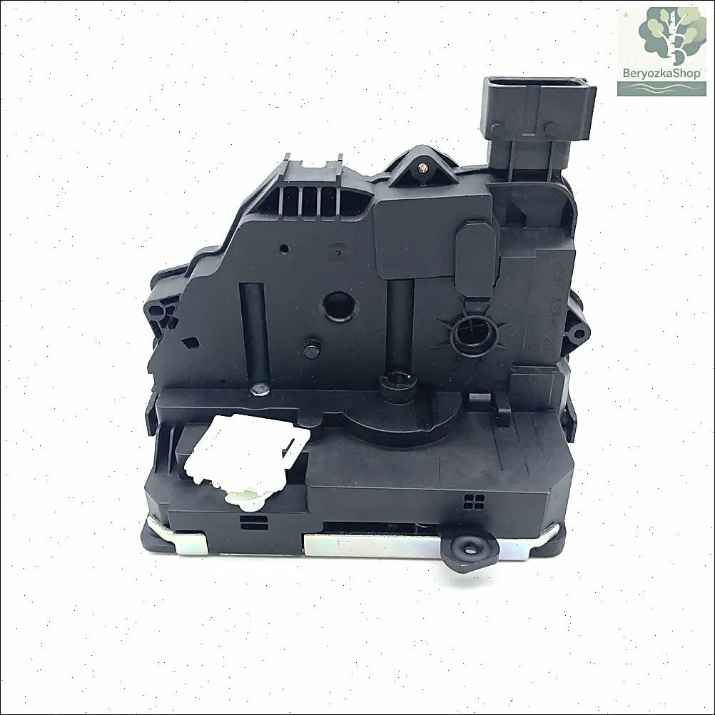 13258271 передней двери Opel Corsa D 2006-2011 13258271 (Левый передний)