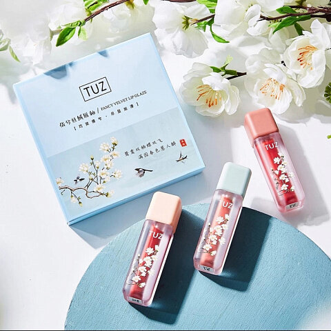 Набор матовых помад TUZ 3 шт