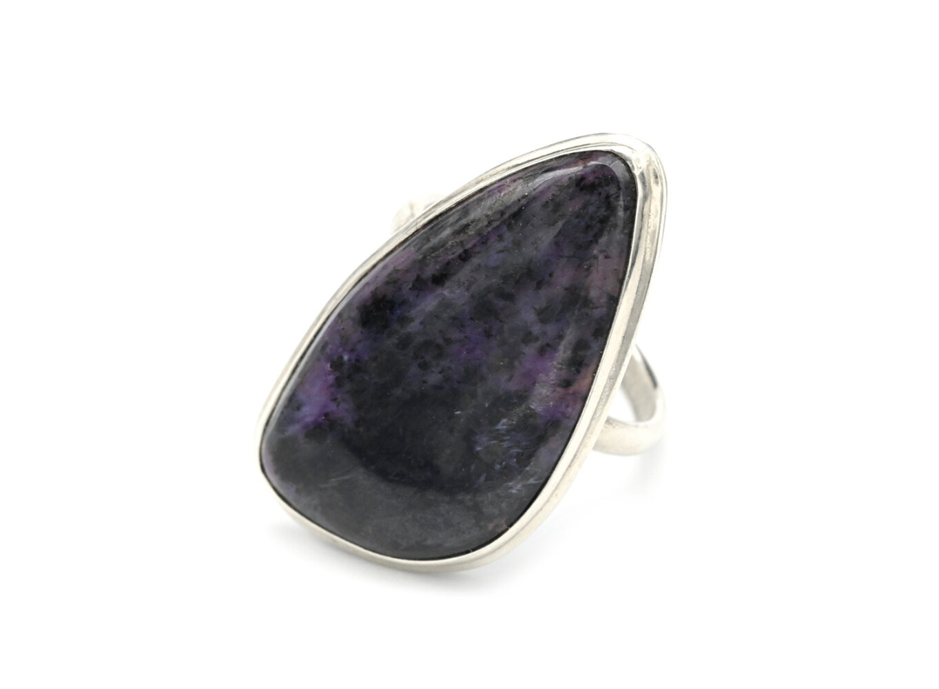 Кольцо, чароит