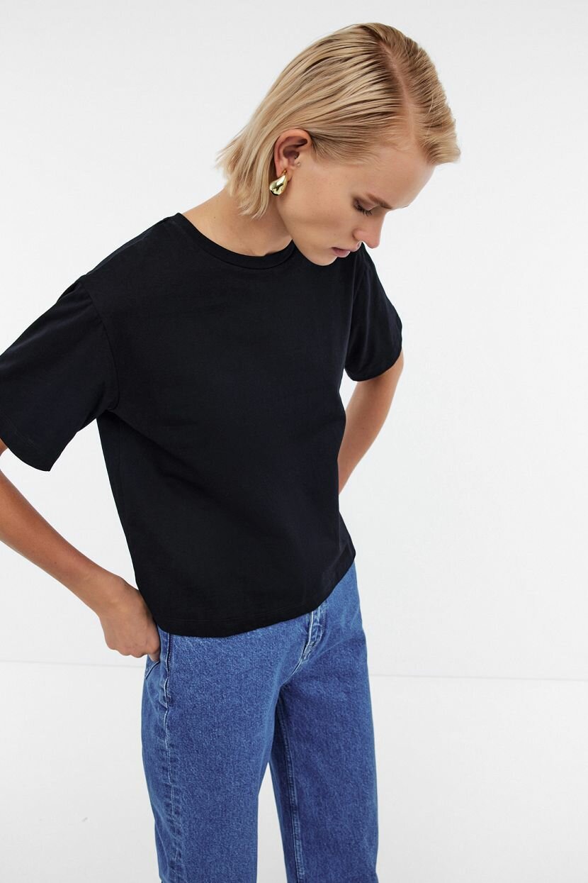 Футболка B2324044