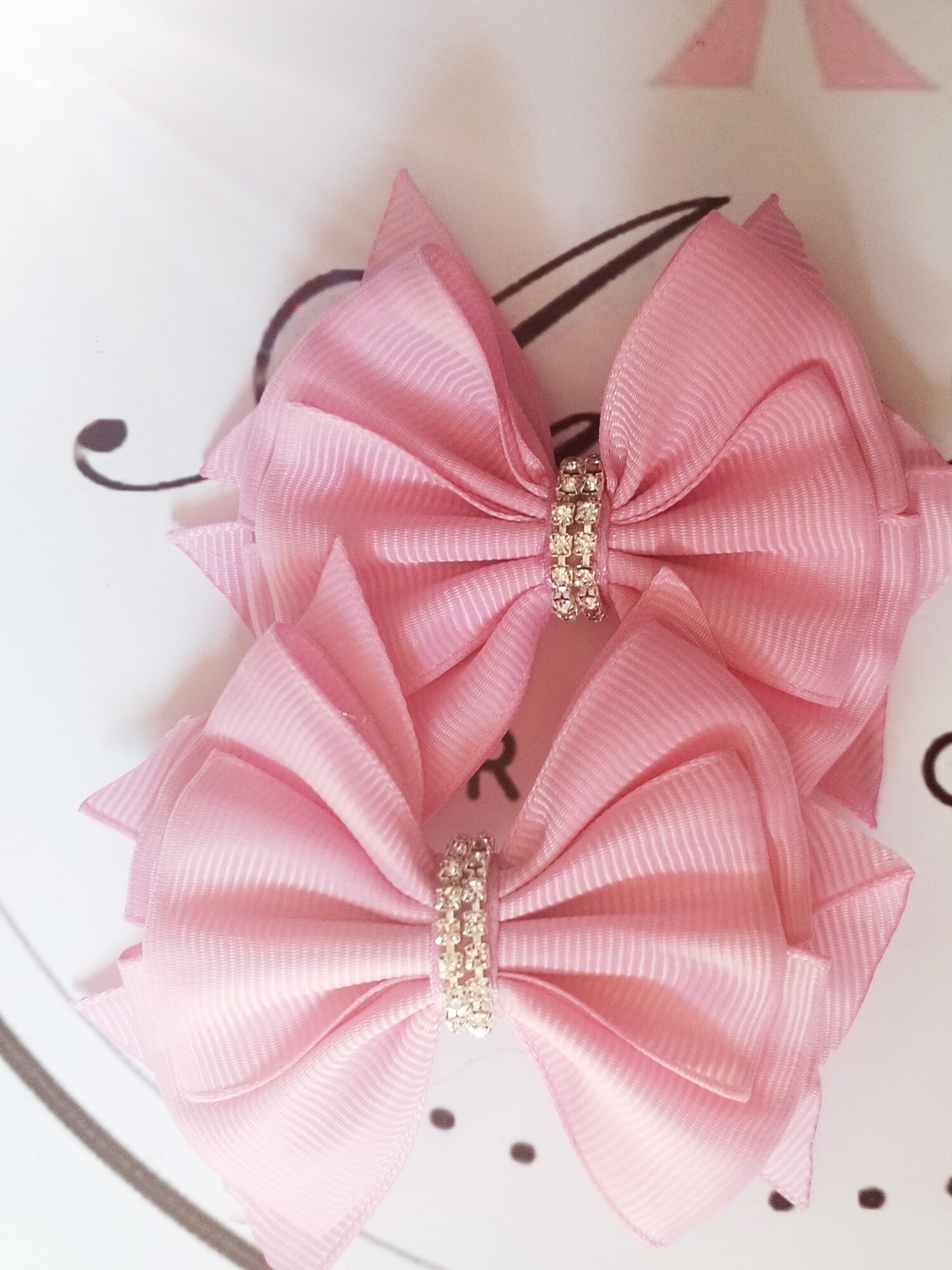 Бант для волос на заколке