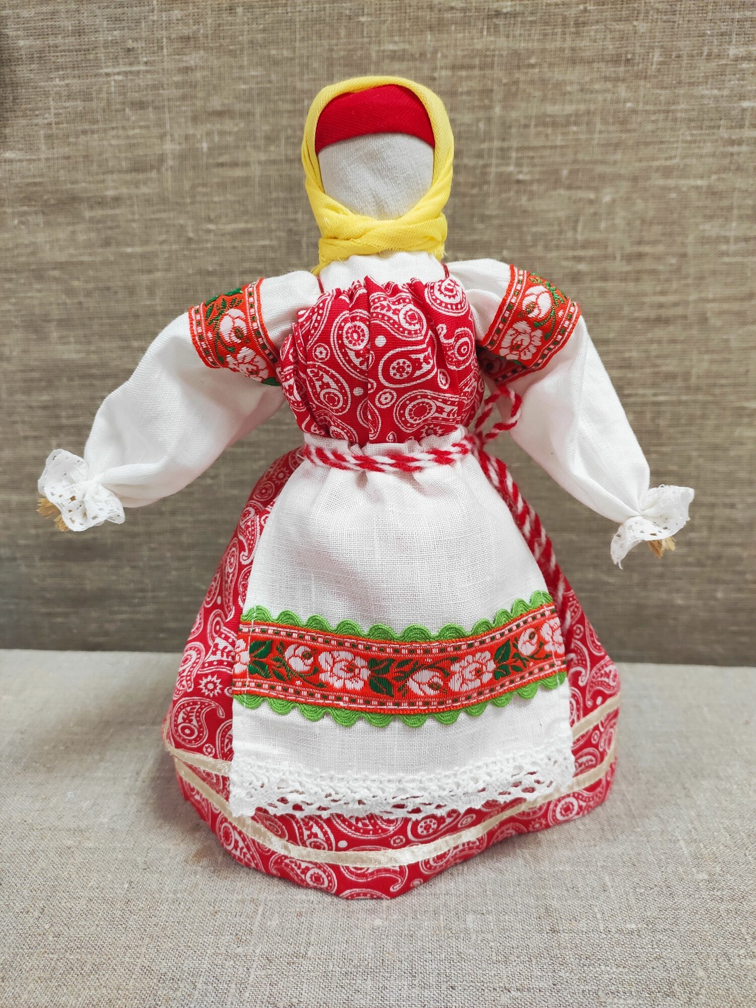 Кукла сувенирная тряпичная