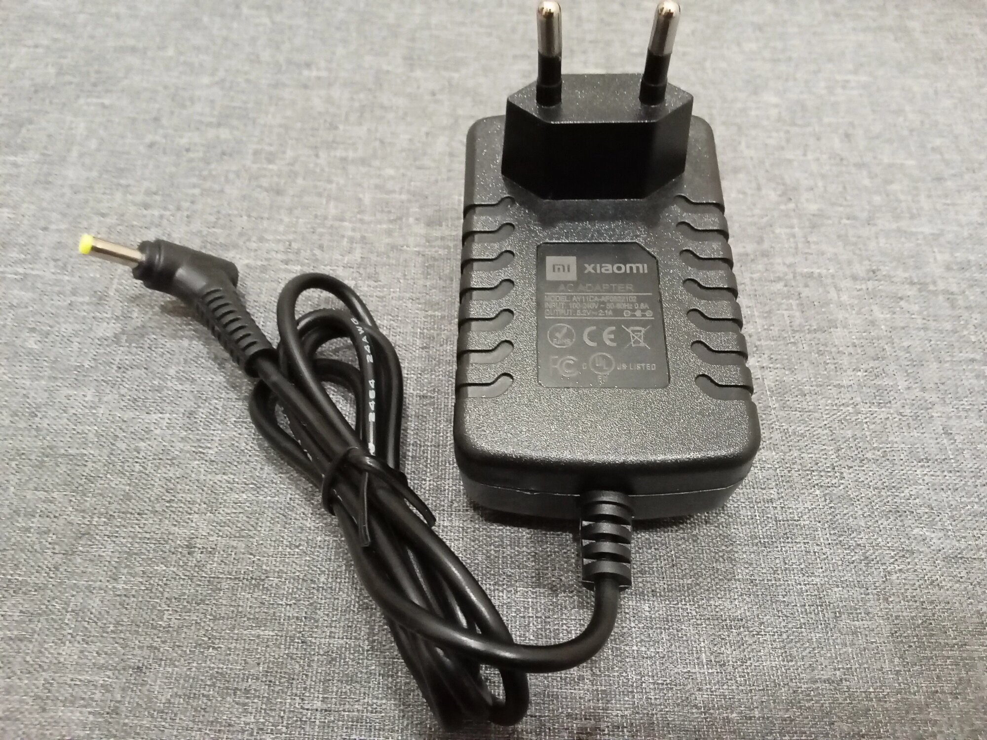 Адаптер питания Xiaomi 5.2V 2.1A черный (Black)
