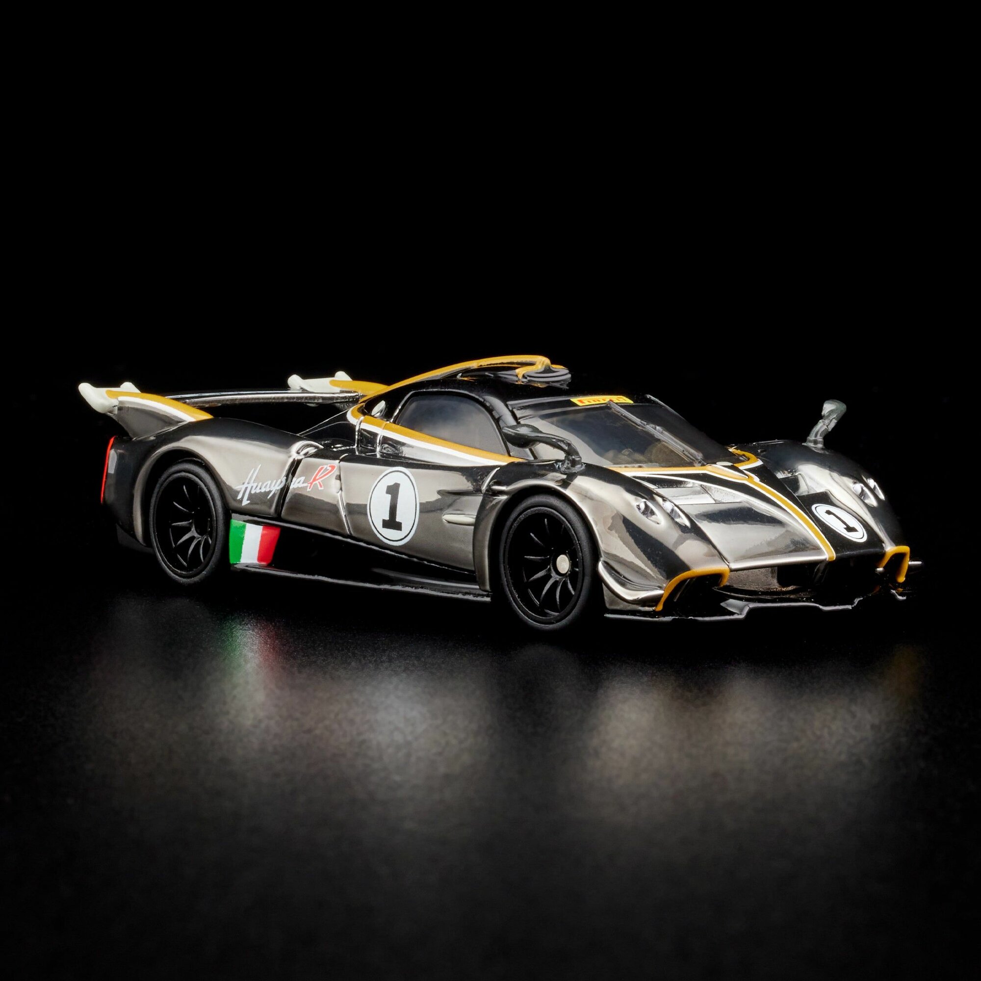 Коллекционная машинка Mattel Hot Wheels Collectors RLC Exclusive 21 Pagani Huayra R
