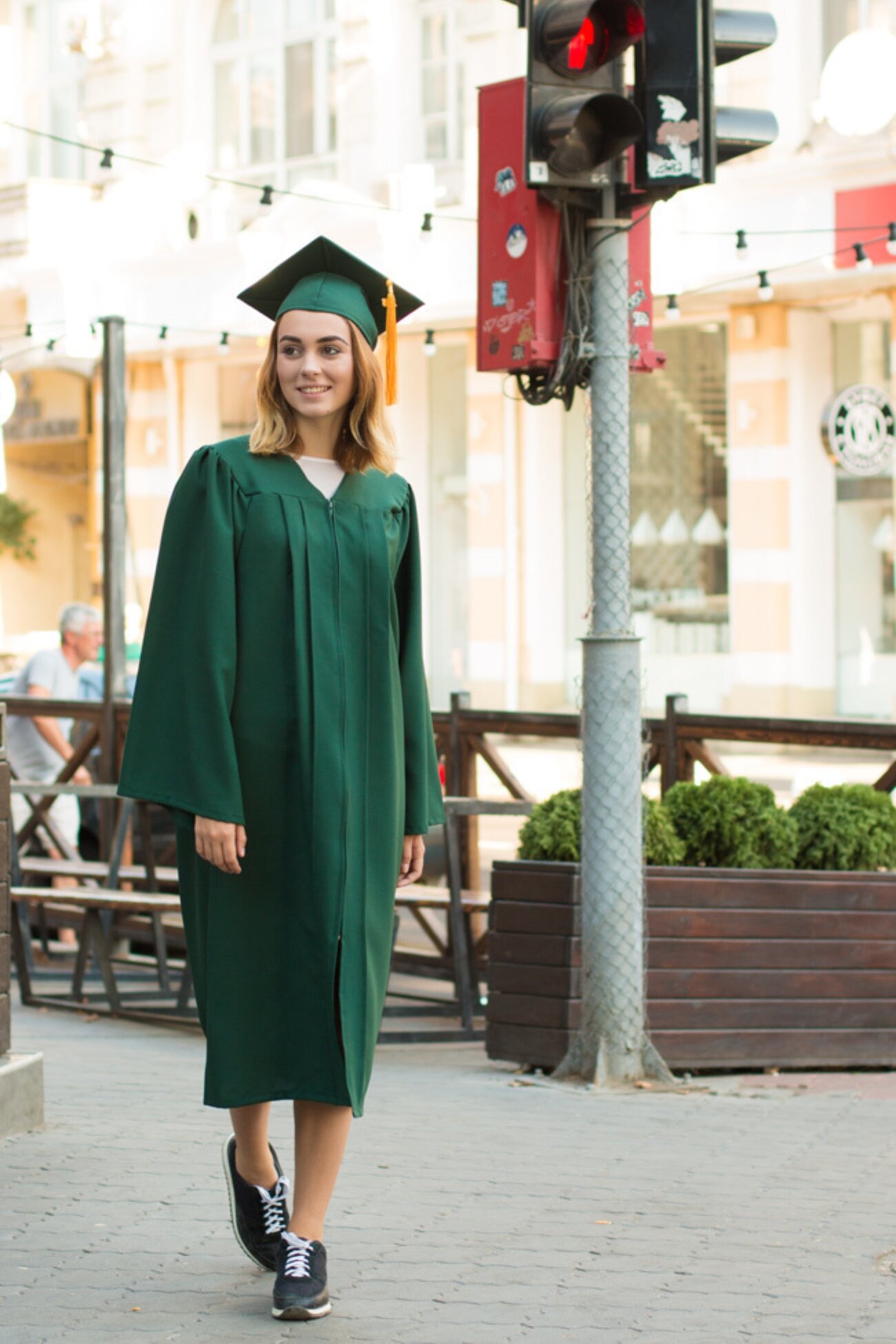 Мантия выпускника (комплект) - Модель Стандарт - цвет тёмно-зеленый