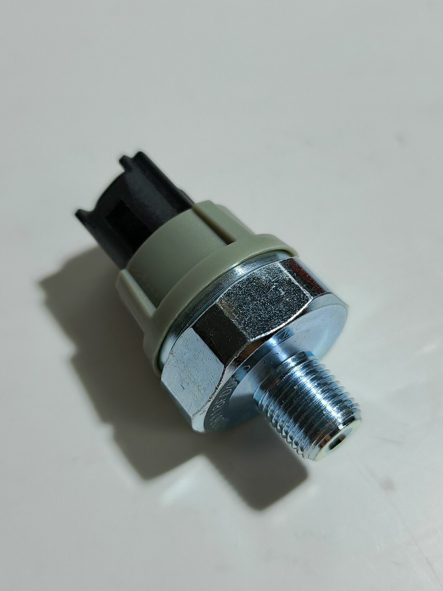 Датчик давления масла JAC T6 [2.0 16V 6MT пикап 4X2 Turbo дизель] 1026118FD080