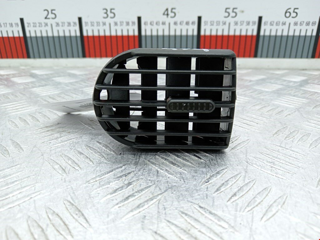 Дефлектор обдува салона Opel Corsa C 24403711 арт. 1979073