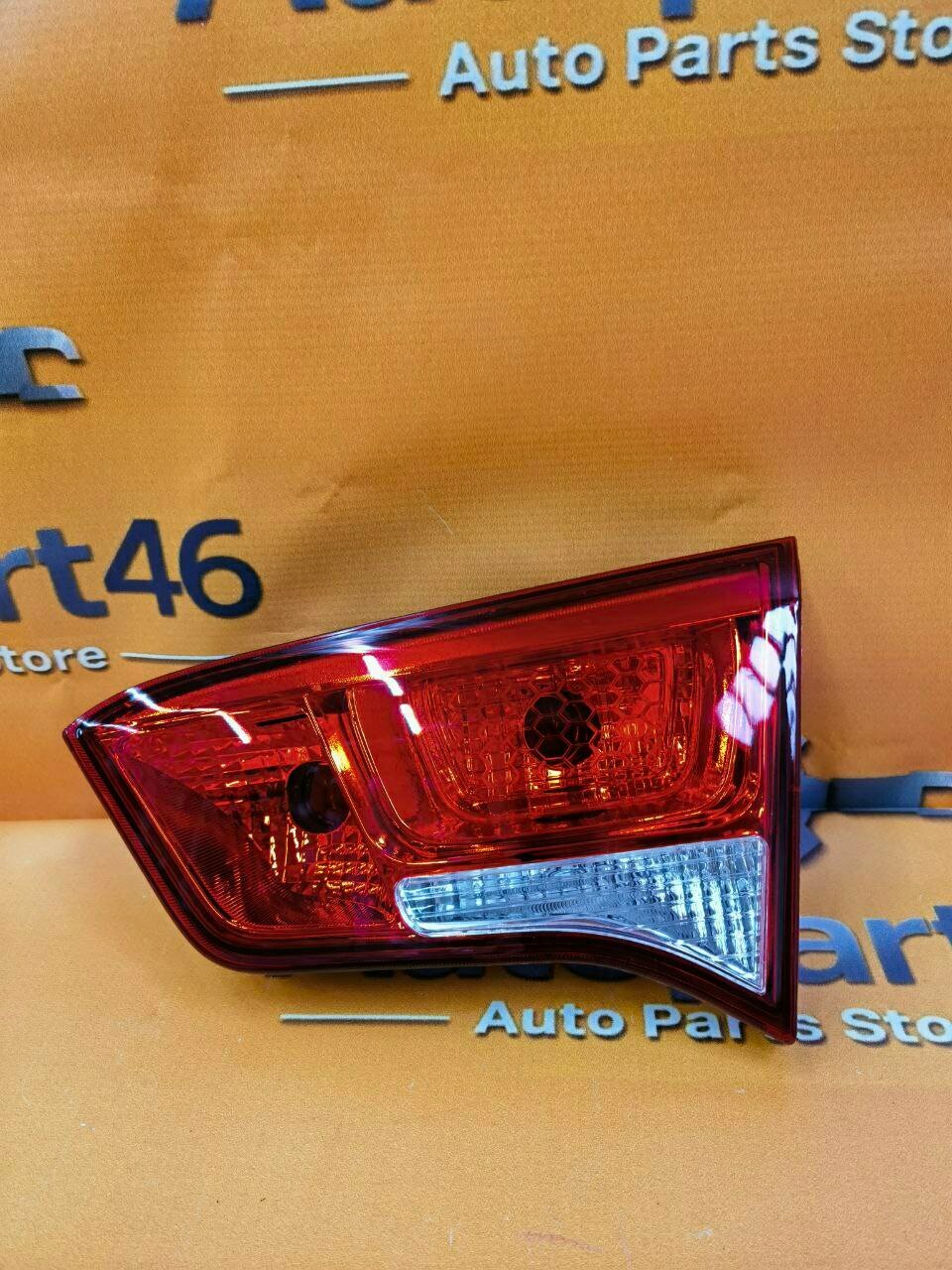 Задний правый фонарь в крышку киа рио 3 kia rio 3 с 2015 по 2017 год внутренний