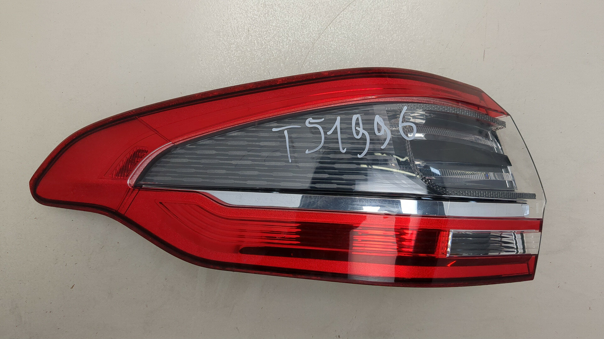 Фонарь (задний) левый Ford S-Max Б/У